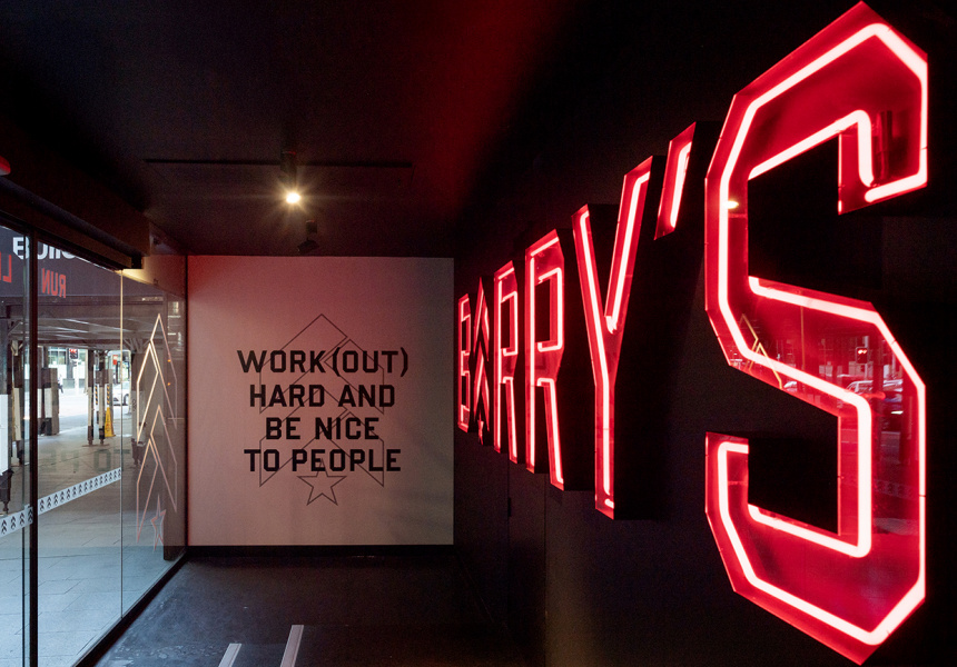 Nightclub Meets Cardio and Strength at Barry’s: What To Expect From the ...