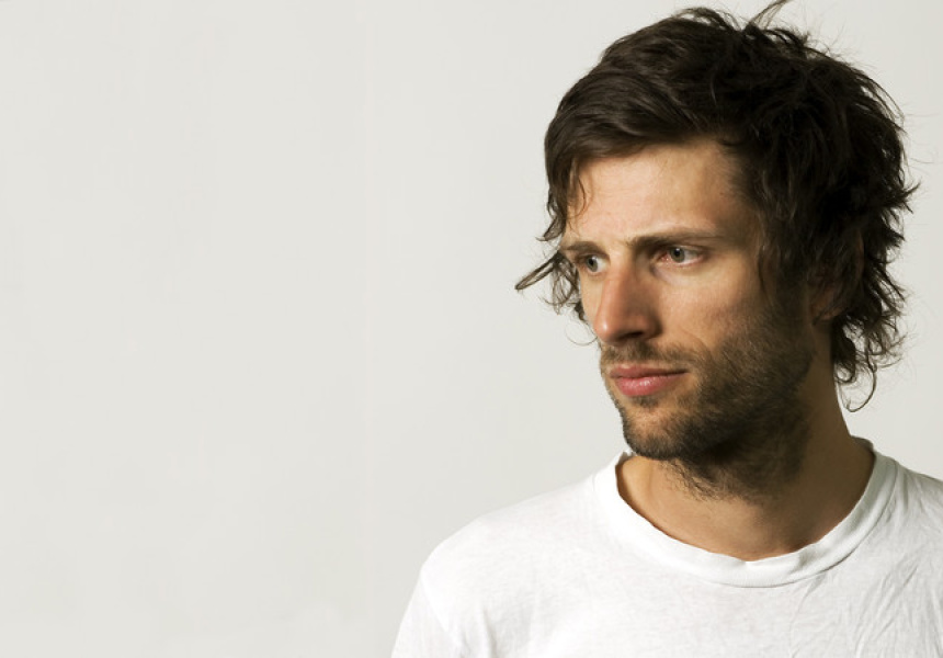 Keeping the Curiosity Alive With Lindstrøm