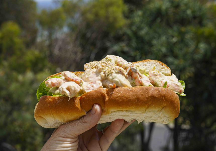 The Prawn Shack on Stradbroke Island Is Home to the Finest Prawn Rolls ...