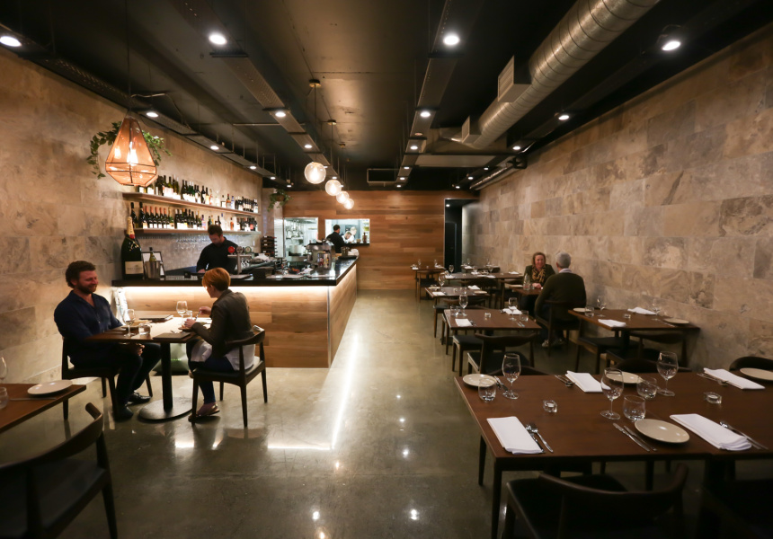 Hummingbird Bar & Restaurant