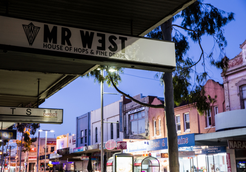 韦斯特先生在《Footscray》开场 - beplay13ios