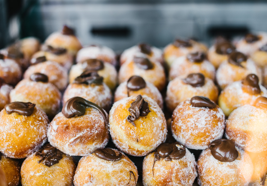 The Tella Balls Dessert Bar has an Opening Date | Nutella Deserts ...