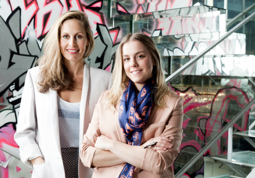 Le Louvre Goes Online