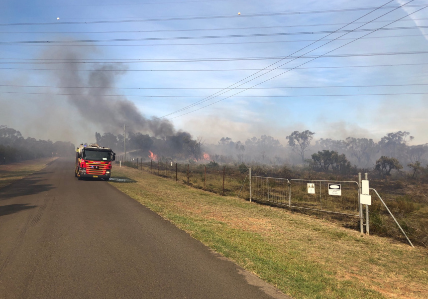 A Bushfire Still Burning in Sydney’s West is Being Treated as Suspicious