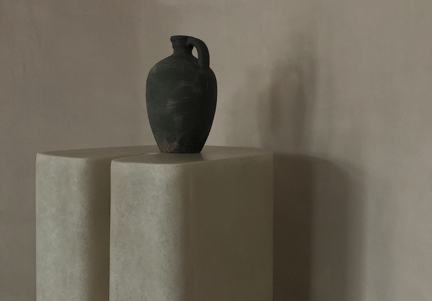 You’ll Want to Rub Your Hands All Over Kar-Studio’s Curvaceous and ...