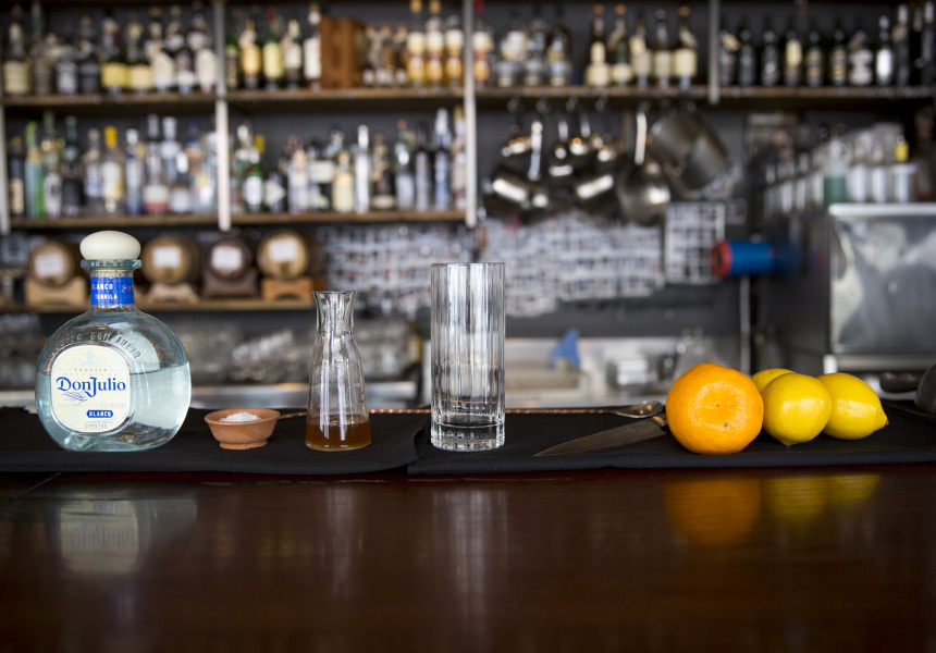 How to Make Cocktails like a Pro at Home