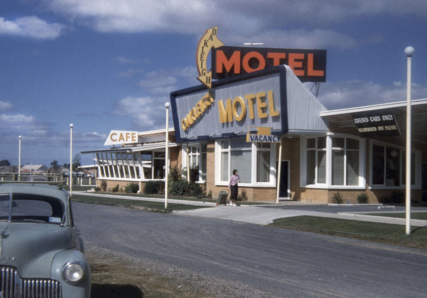 A Nostalgic New Book Captures Aussie Motels From the ’50s to the ’80s ...