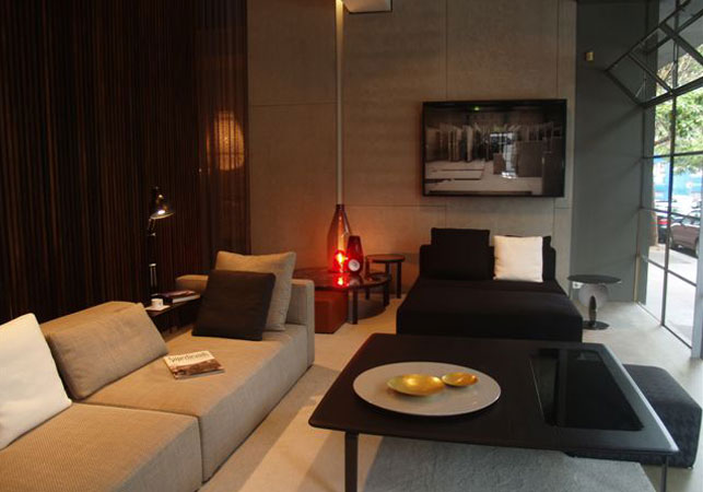 Minotti Transcends the Copy