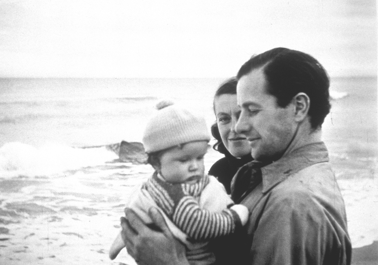 Modern Love: The Lives of John & Sunday Reed