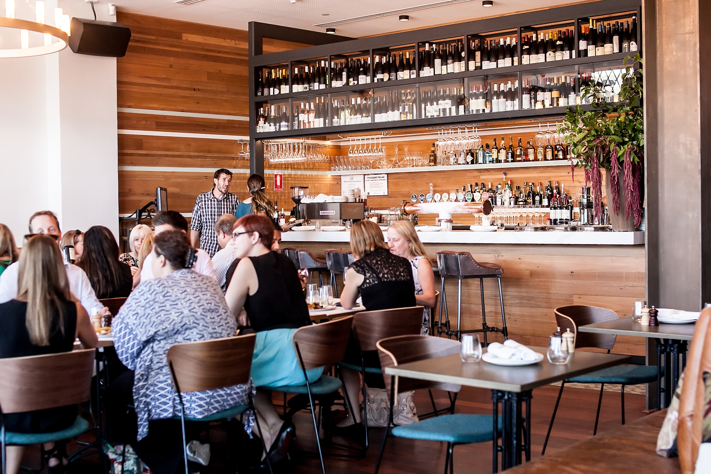 Perth’s Globe Hotel is Open For Business Again