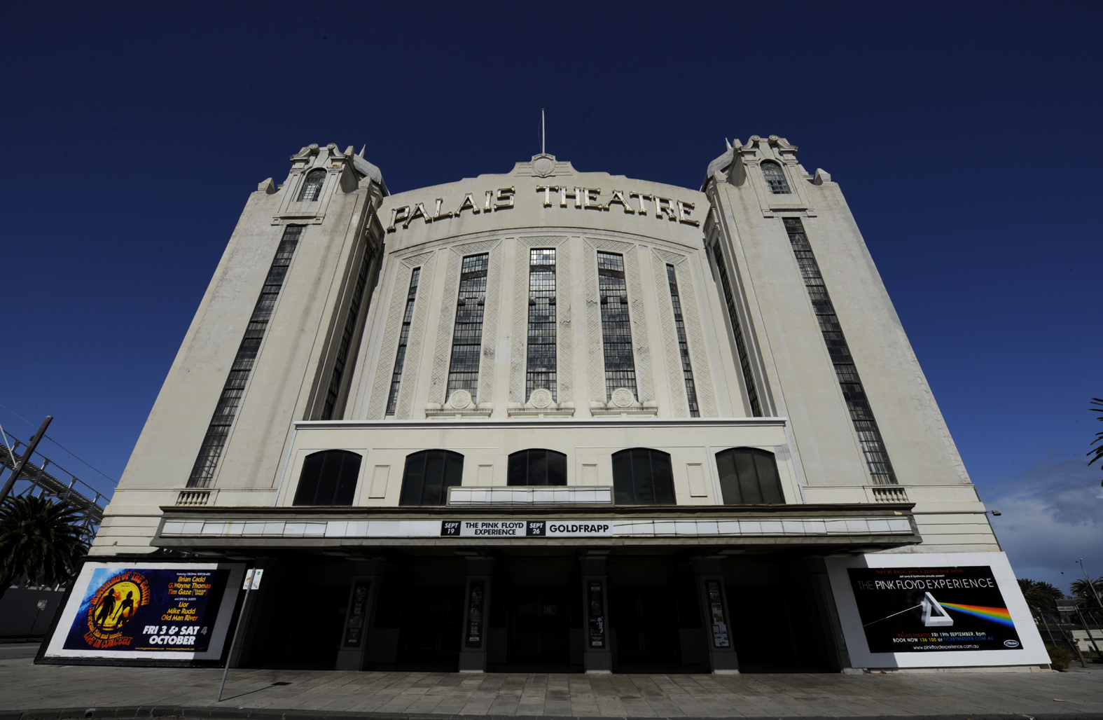 The Palais to be Repainted in its Original 1927 Colour