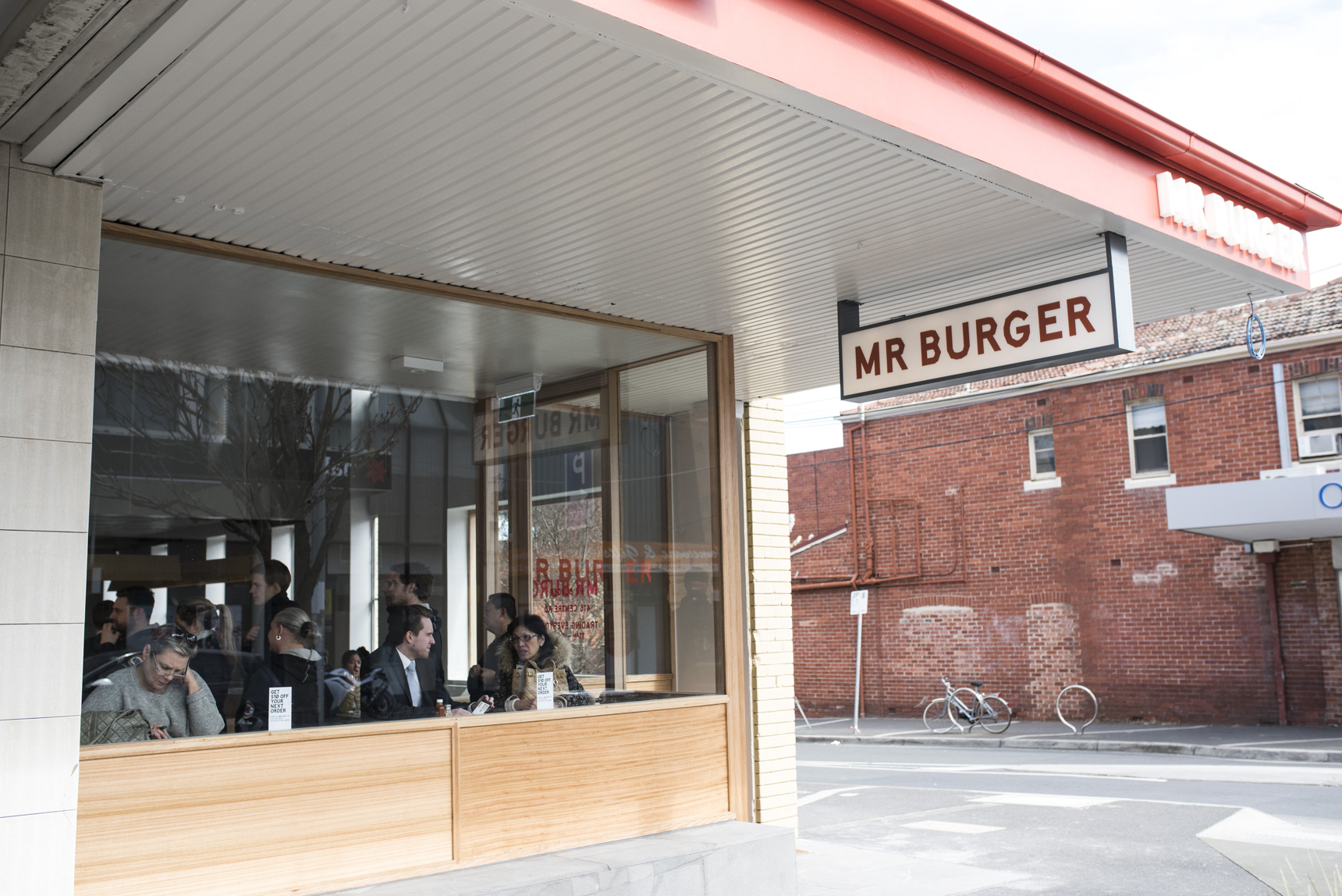 A Diner-Style Mr Burger Opens in Bentleigh