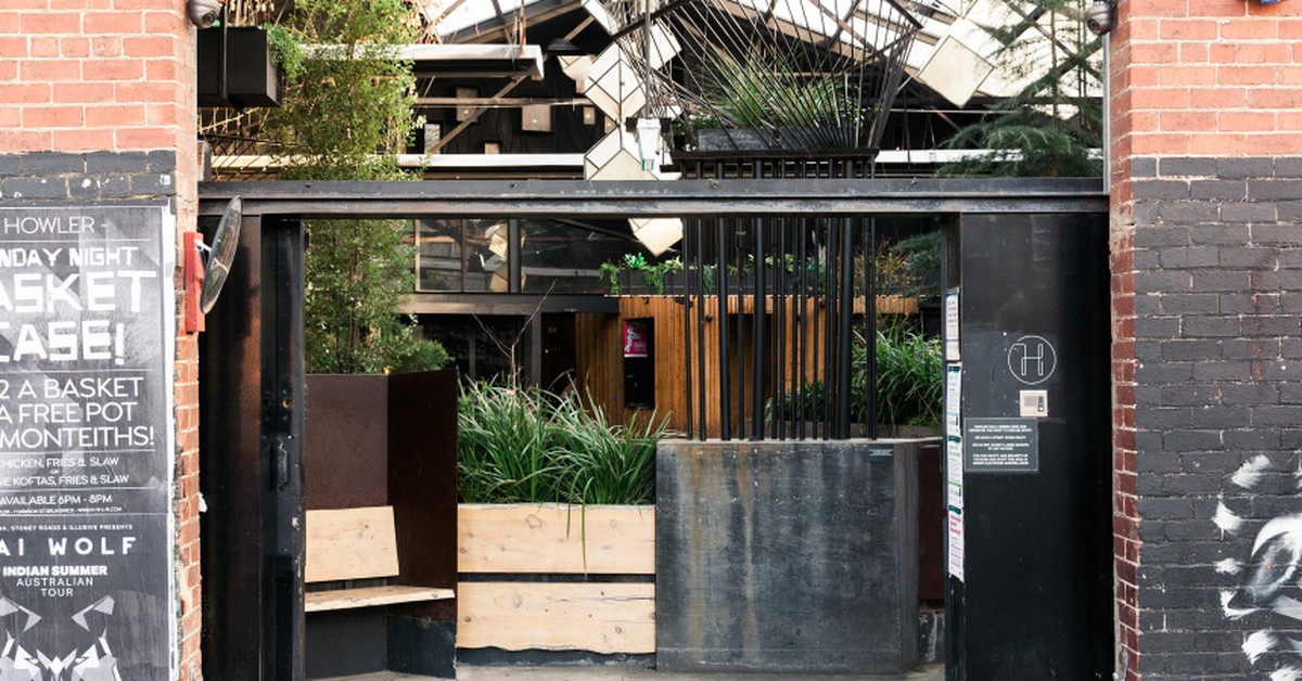 A Summer Gin Pop-Up Bar