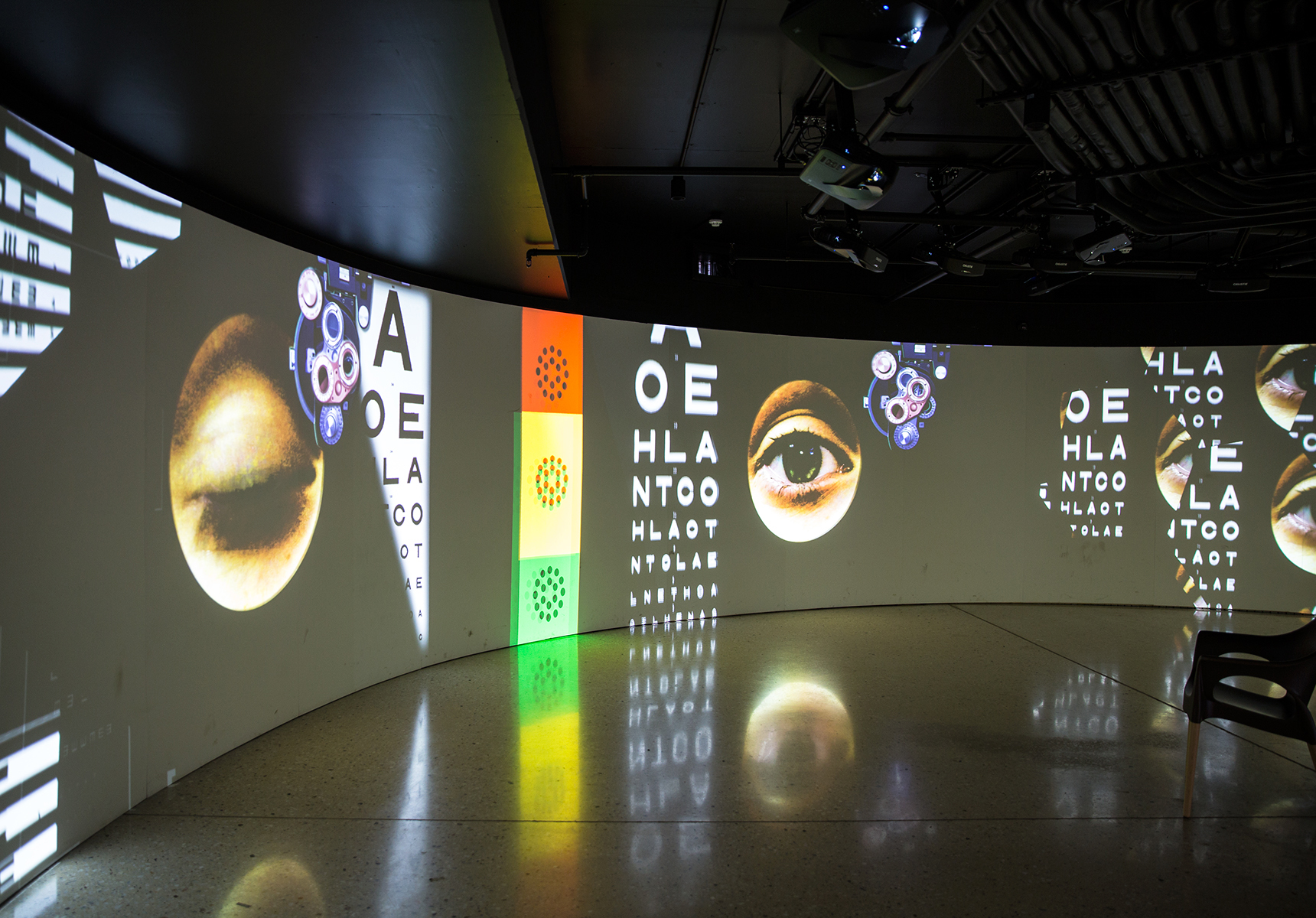 A Walkthrough: Inside the d’Arenberg Cube