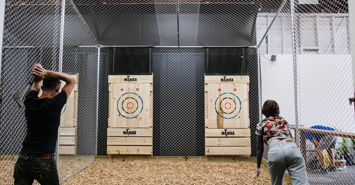 Maniax Axe Throwing Opens In Newstead