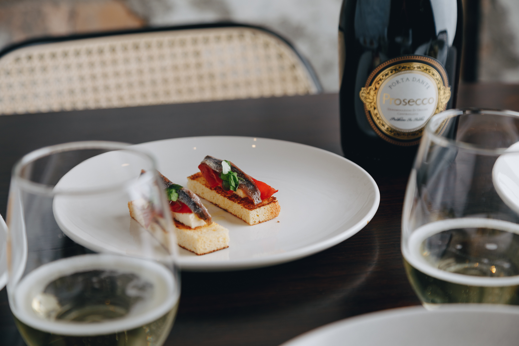 How to Pair Prosecco With Authentic Italian Food