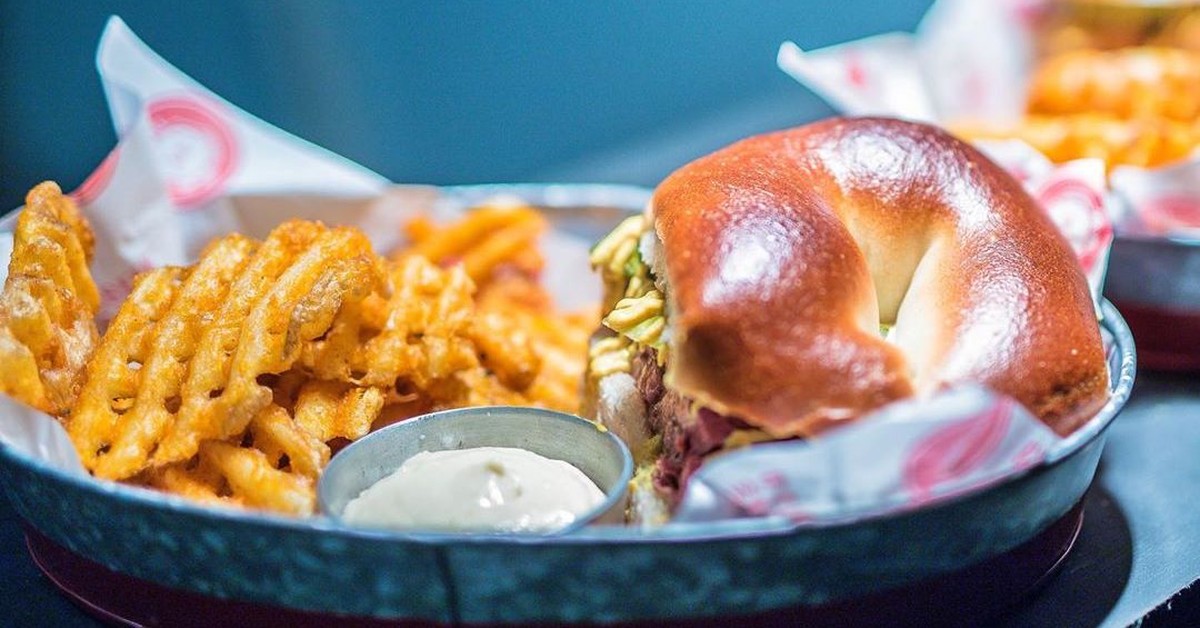 London’s Most Famous “Beigels” Have Arrived at an Enmore Pub | Broadsheet