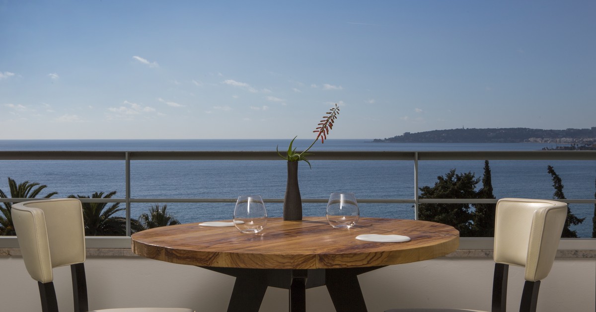 An Elegant French Diner Has Been Named Number One at the World’s 50 ...