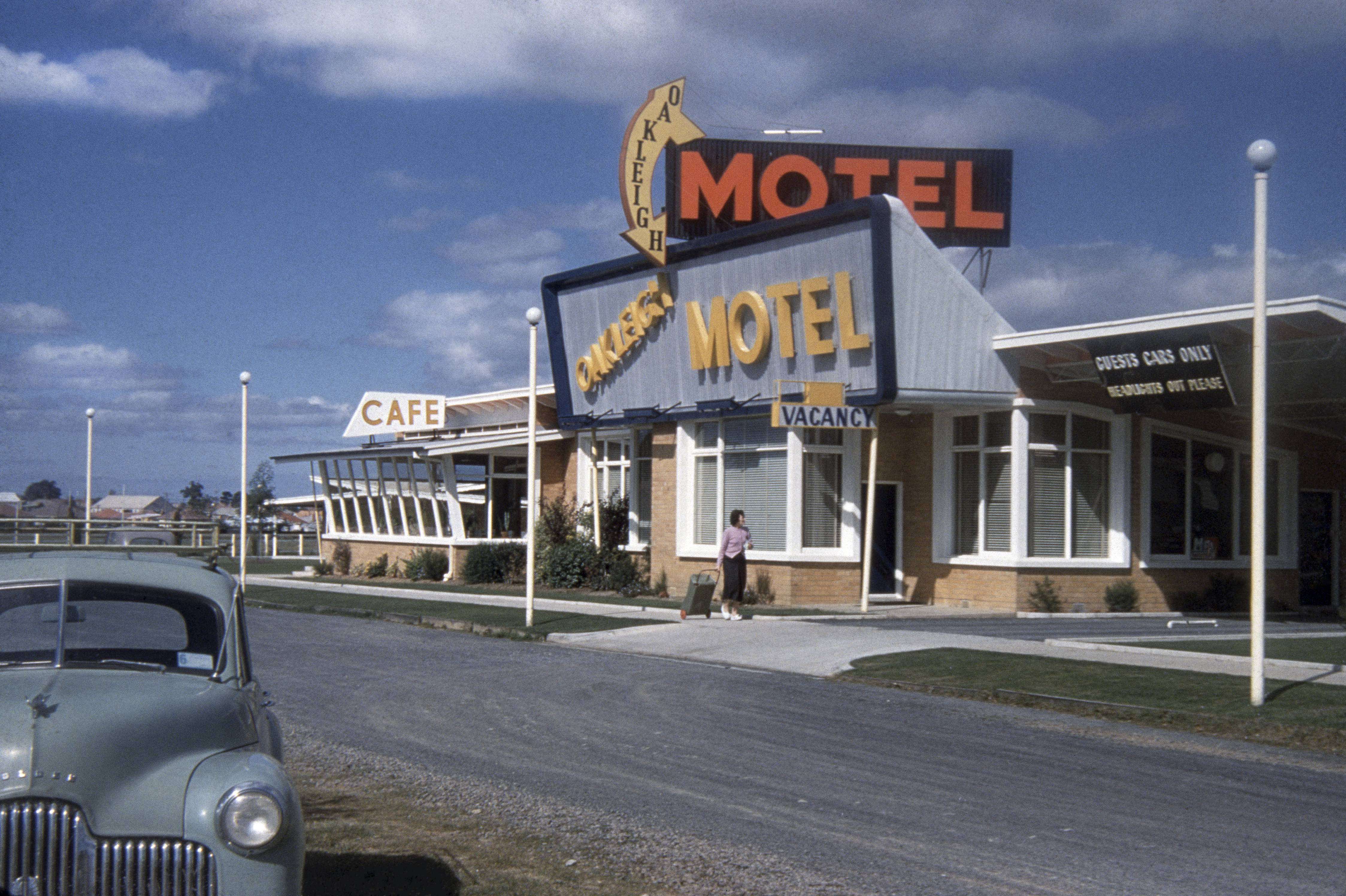 A Nostalgic New Book Captures Aussie Motels From the ’50s to the ’80s