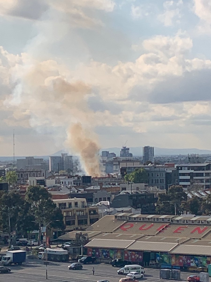 North Melbourne Bar Prudence Evacuated Due to Fire