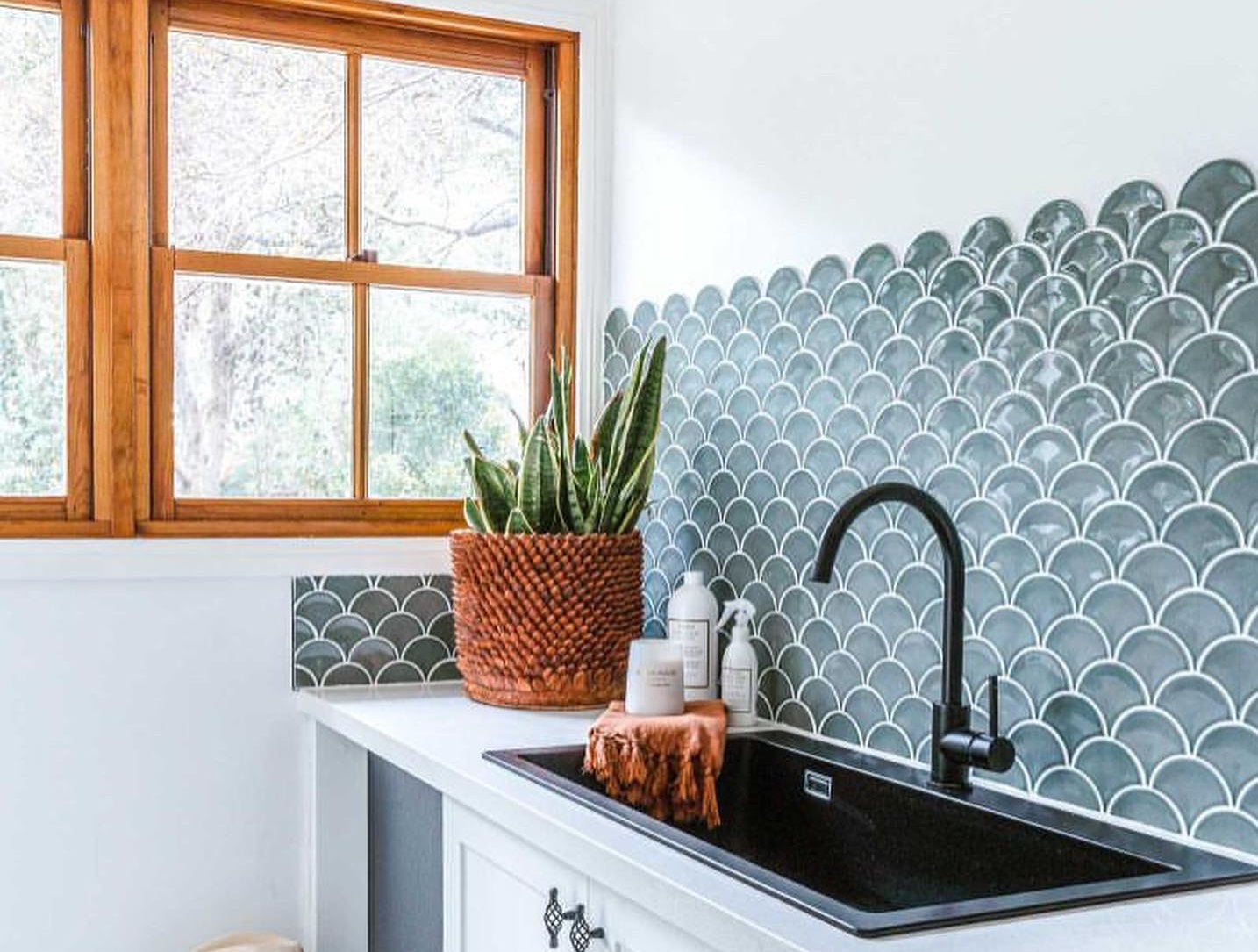 Cut Out the Middleman and Simplify Your Bathroom Reno With Tile Cloud