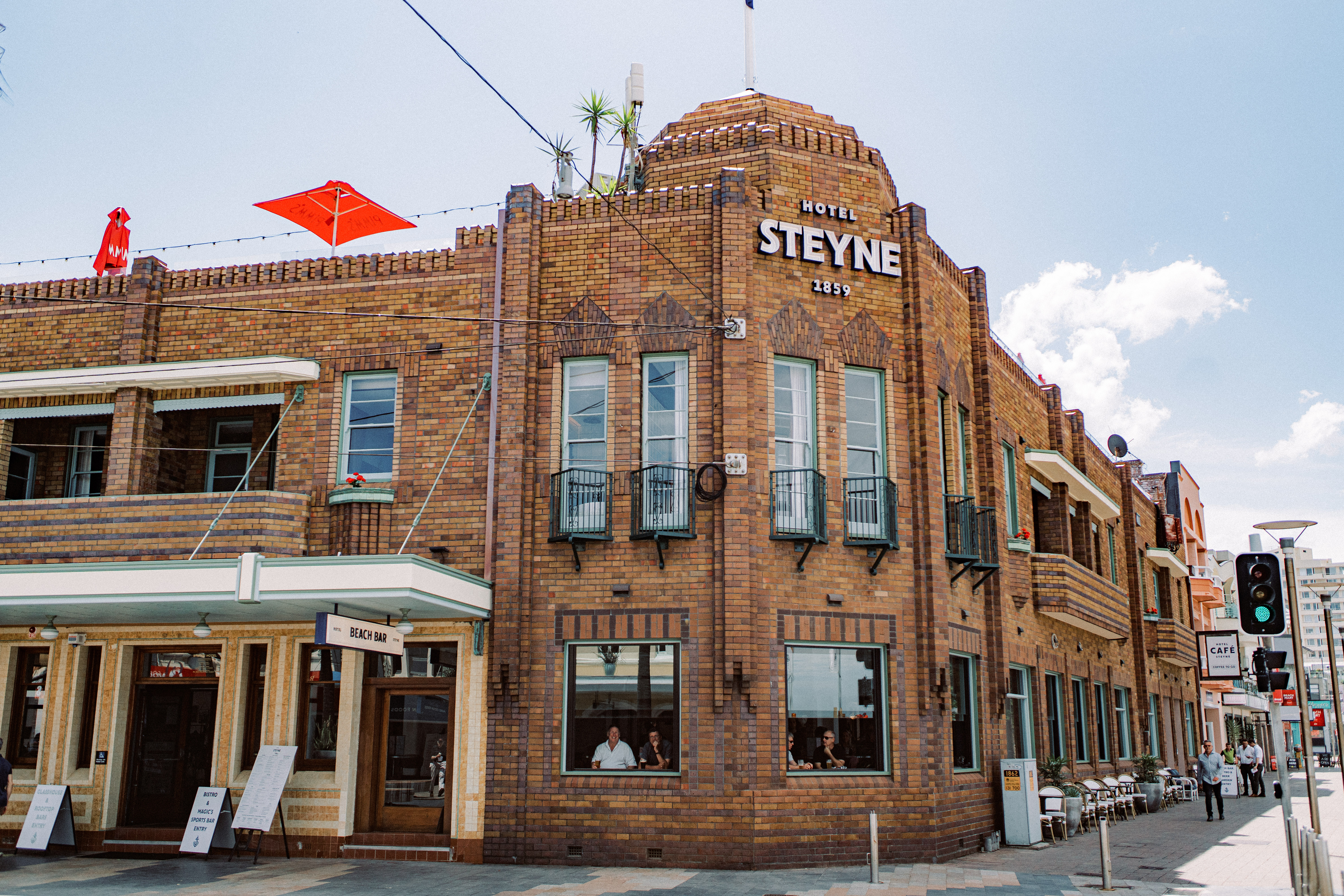 After Its Miami-Inspired Makeover, Manly’s Iconic Hotel Steyne Now ...