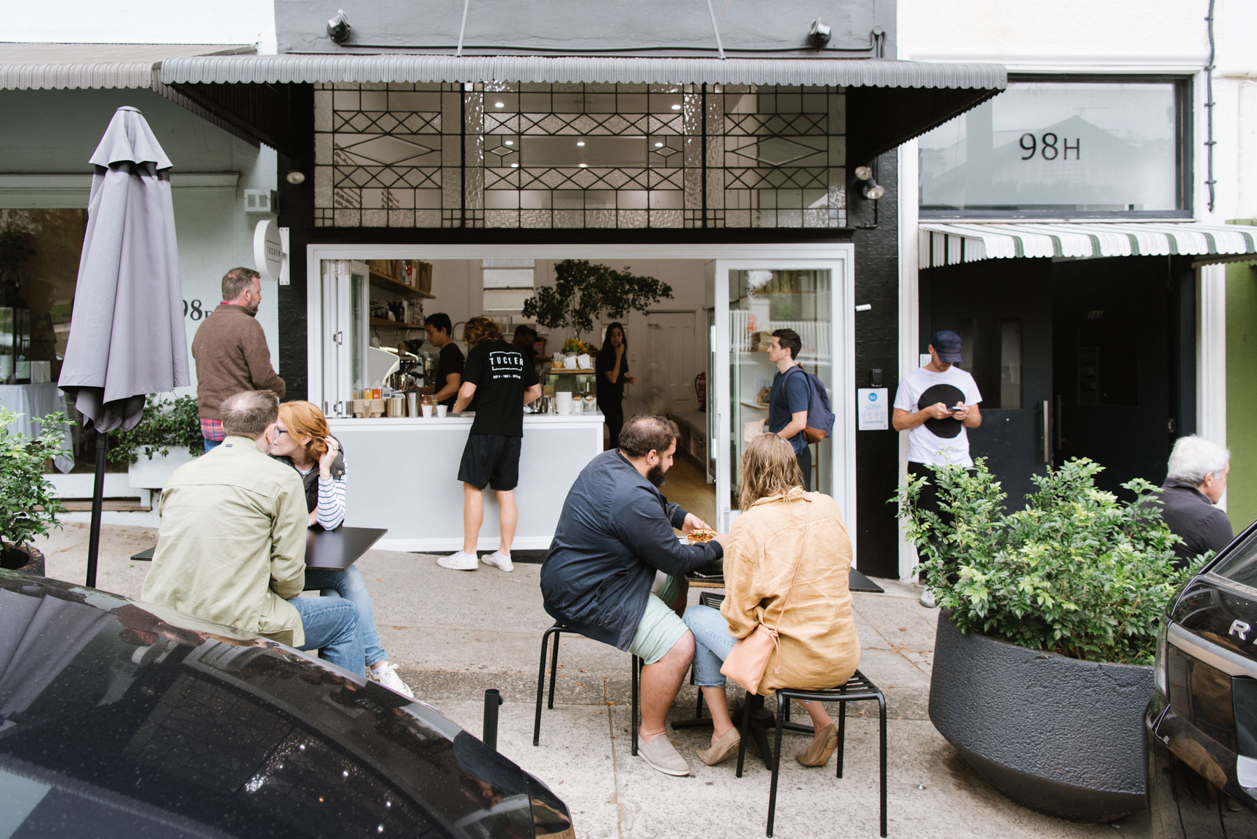 It’s Gourmet Sangas, Family-Sized Pies and General-Store Vibes at ...