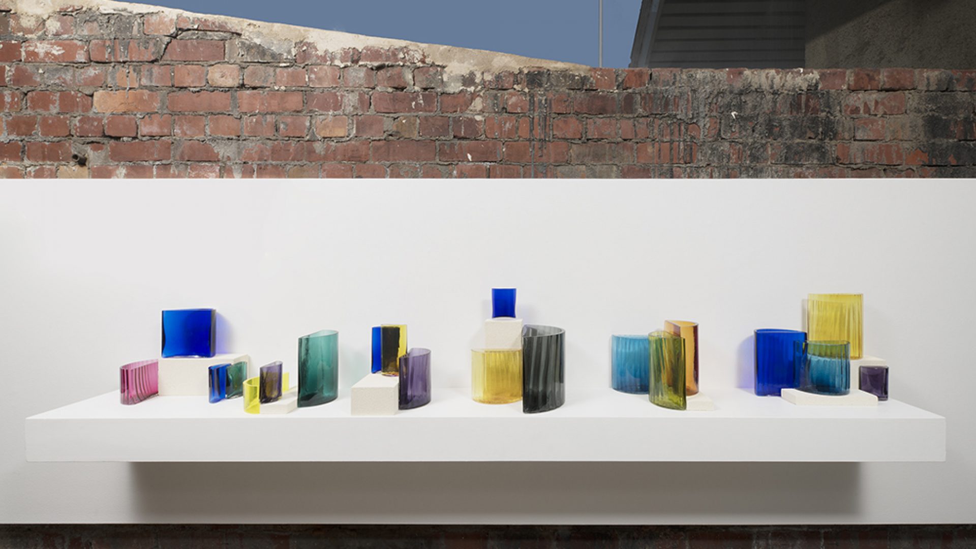 A Giant Design Showcase, Outdoor Furniture and Life Beyond Earth: Top ...