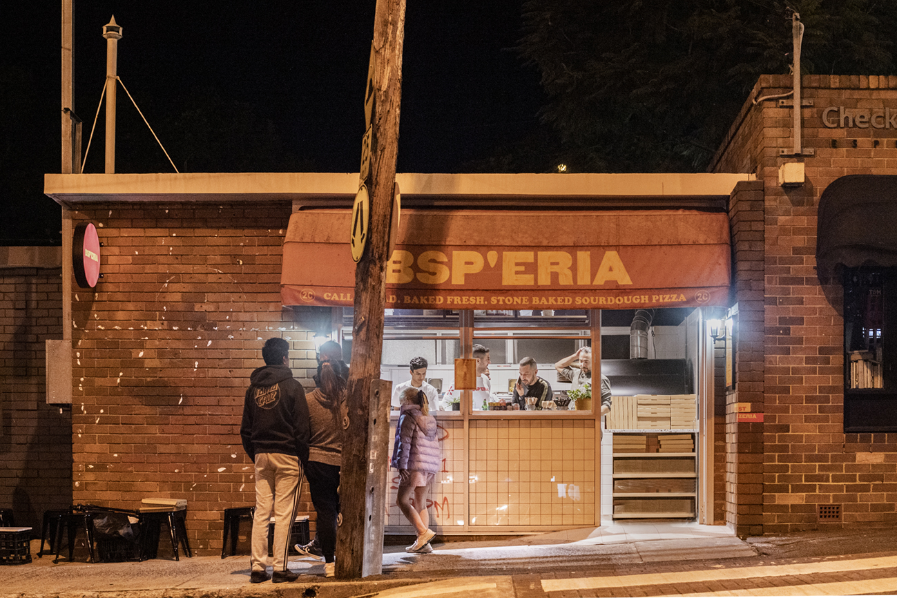 Bsp’eria Brings Brooklyn Vibes and Neapolitan Pizzas to a Retro Hole in ...