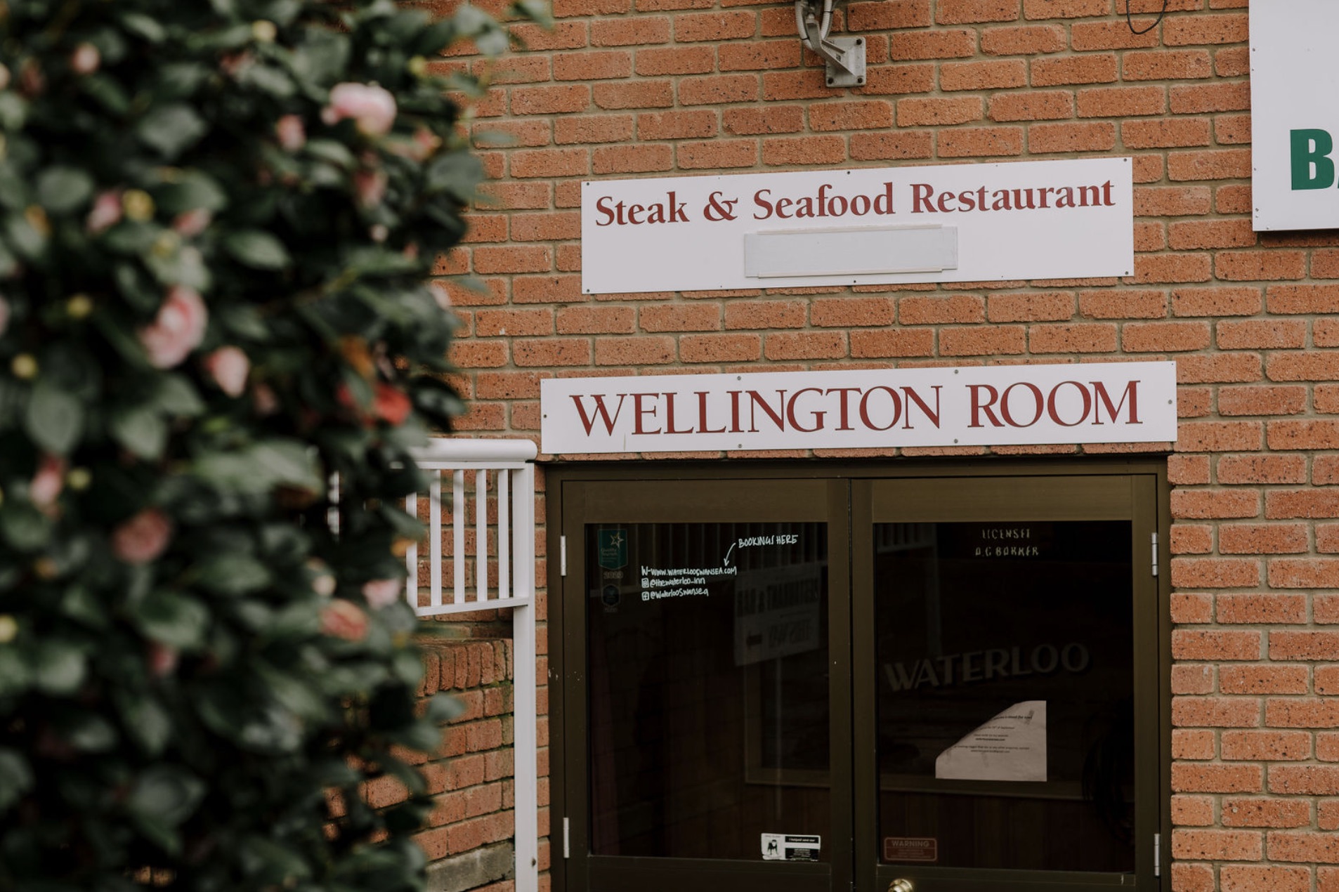 The Waterloo Inn: Hidden Beneath an ’80s Motel on Tassie’s East Coast ...