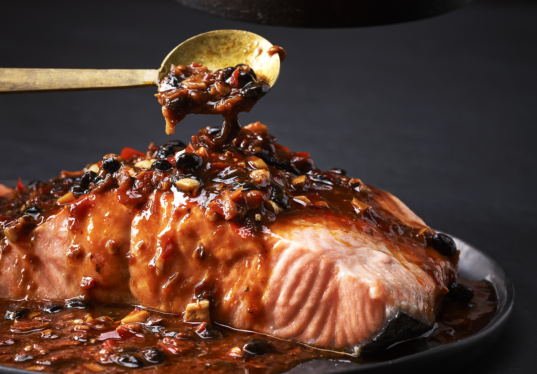 Recipe: Sam Low’s Fragrant, Spicy Steamed Salmon in Chilli Bean Sauce ...