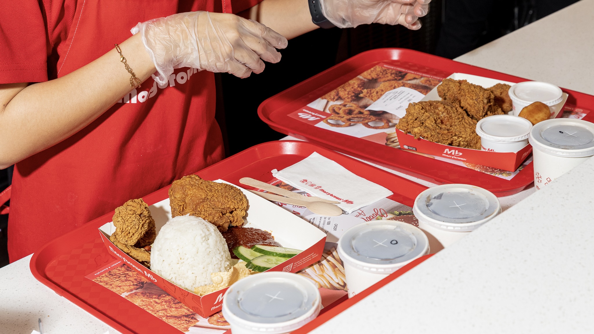 Asian Fast Food Chains Are Gunning for the Americans | Broadsheet