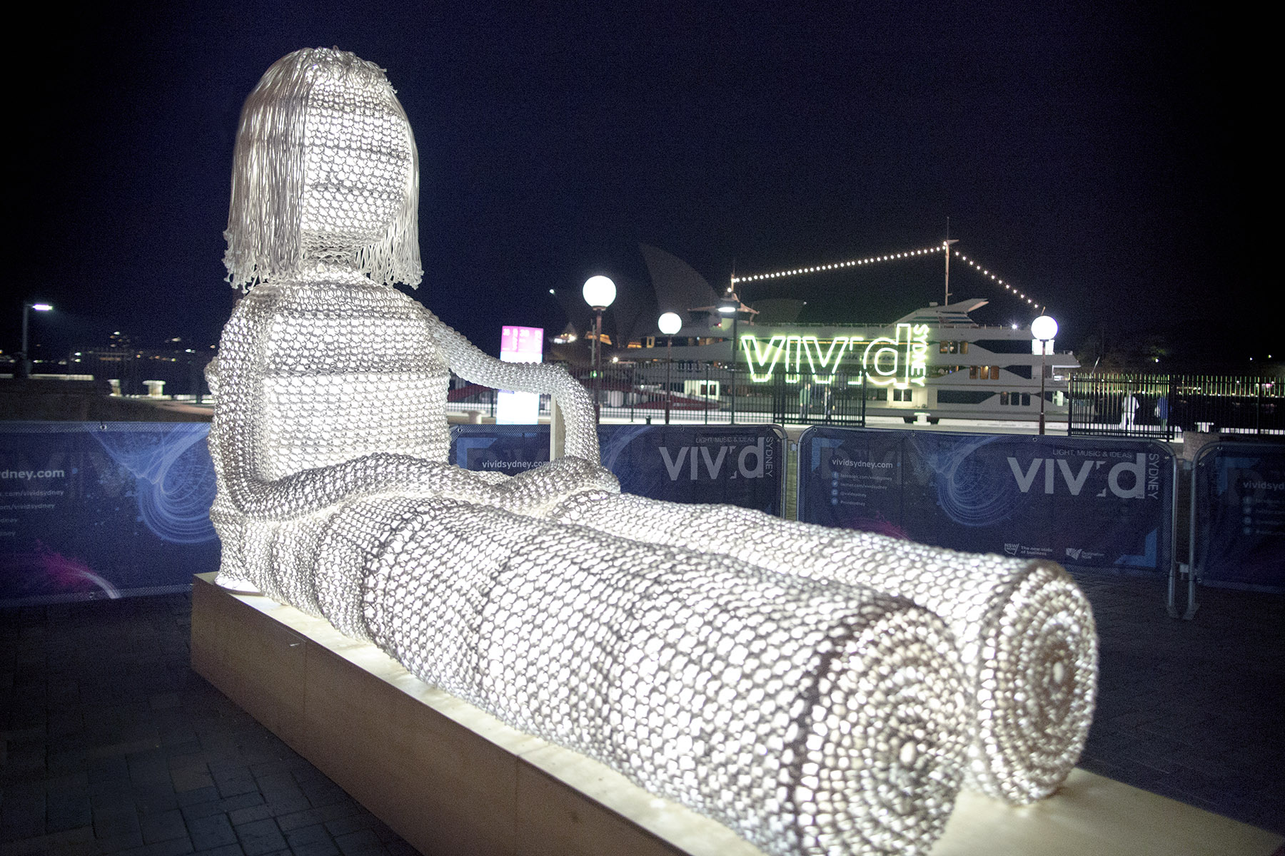 Dolly: The Making of a Ten-Foot Woman