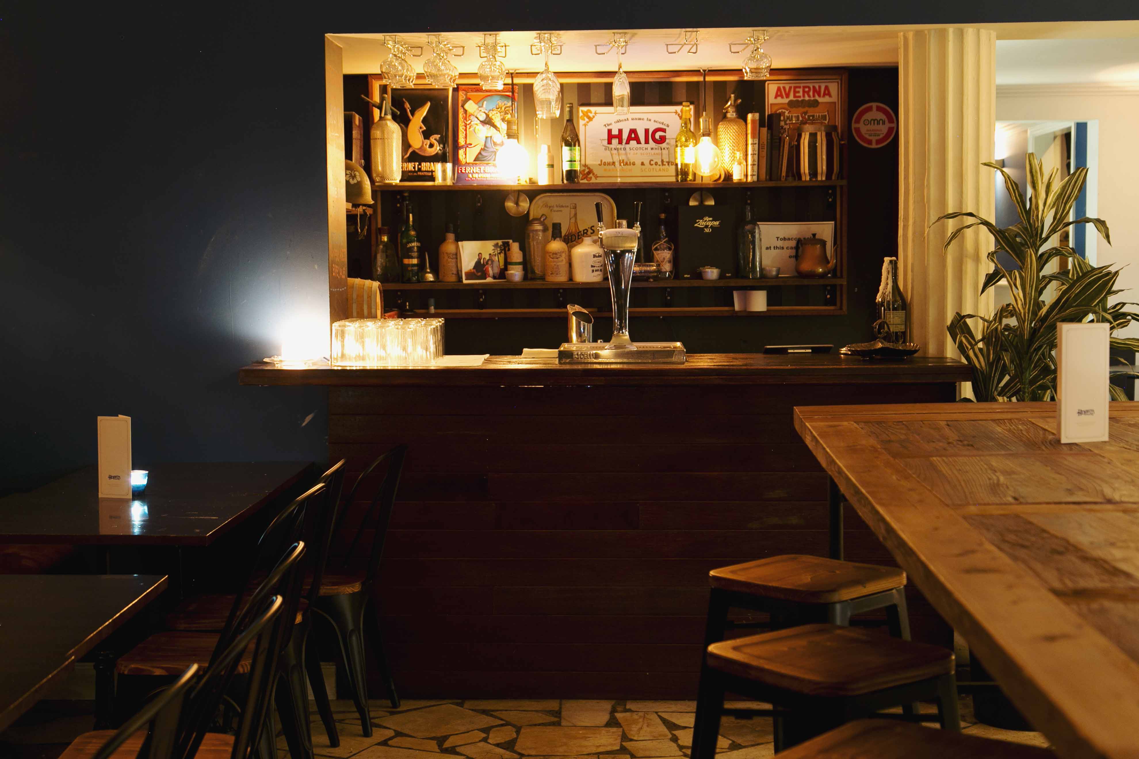 How to Throw a Cocktail Party