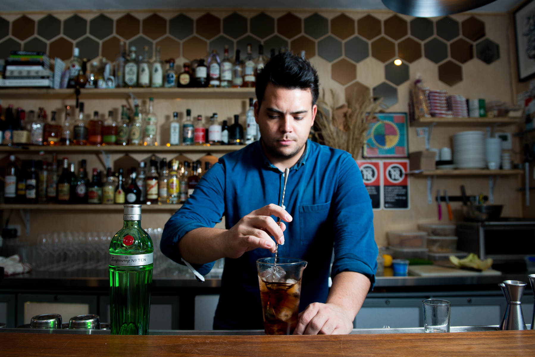 How to Make Cocktails Like a Pro at Home