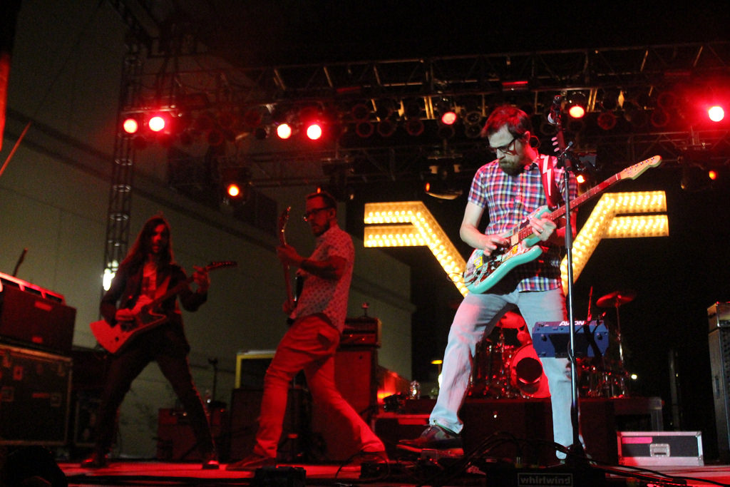 Listen to the Hottest 100 From 1996 on the Radio This Weekend